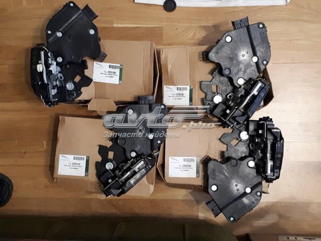 LR078705 Land Rover замок передней двери правой