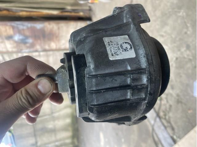 22116773742 BMW подушка (опора двигателя левая/правая)