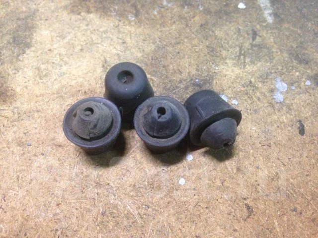 8219138010 Hyundai/Kia буфер (отбойник капота)