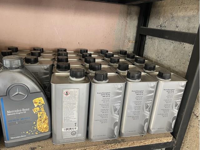 A000989560511 Mercedes жидкость тормозная dot 4+ 1л