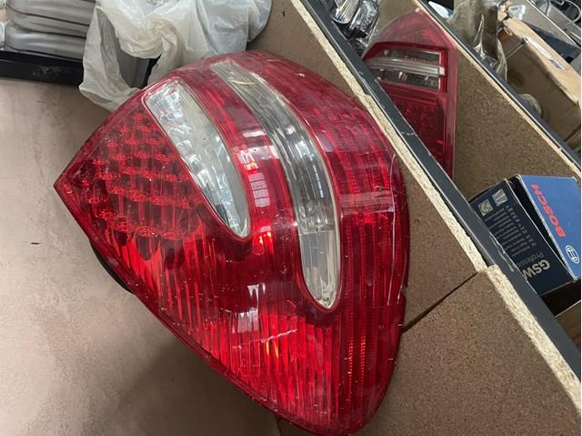 A2118200564 Mercedes фонарь задний левый