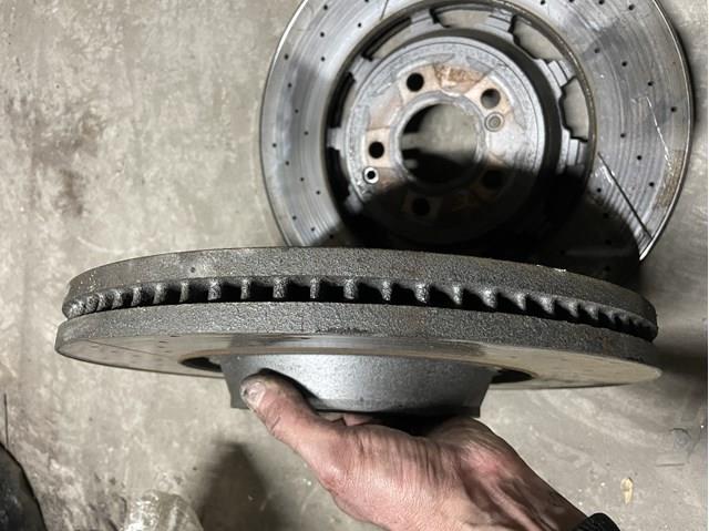 A2224212612 Mercedes диск гальмiвний