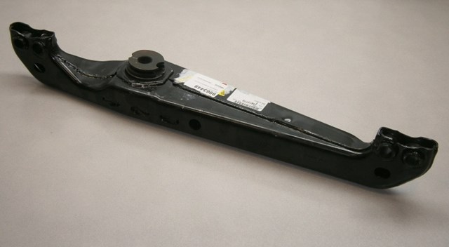 25872770 General Motors сайлентблок балки переднього мосту