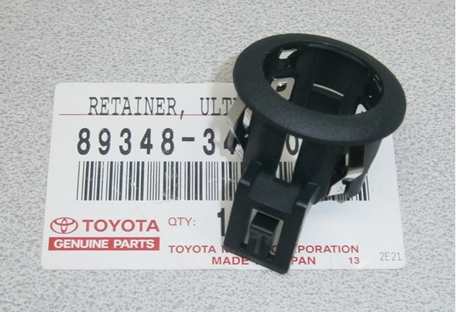 8934834010 Toyota тримач датчика парковки