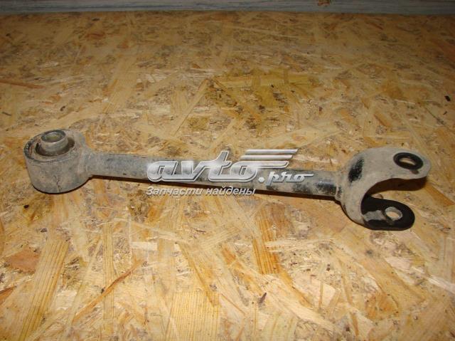 4871047010 Toyota рычаг задней подвески поперечный