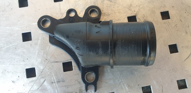 7701476602 Renault (RVI) фланец системы охлаждения (тройник)