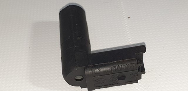 8200676161 Renault (RVI) датчик коленвала