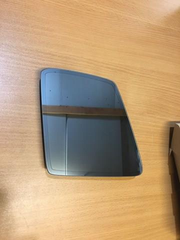 A1668101119 Mercedes зеркальный элемент левый