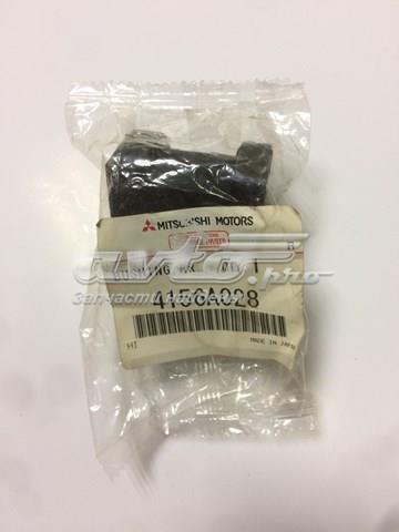 4156A028 Mitsubishi втулка стабилизатора заднего
