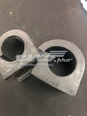 MR151327 Mitsubishi втулка стойки переднего стабилизатора