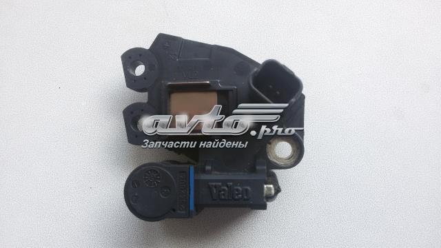 7701208250 Renault (RVI) Реле-регулятор генератора (реле зарядки)
