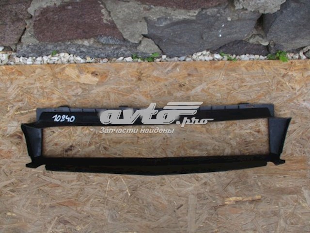 1778854800 Mercedes дефлектор воздушный радиатора