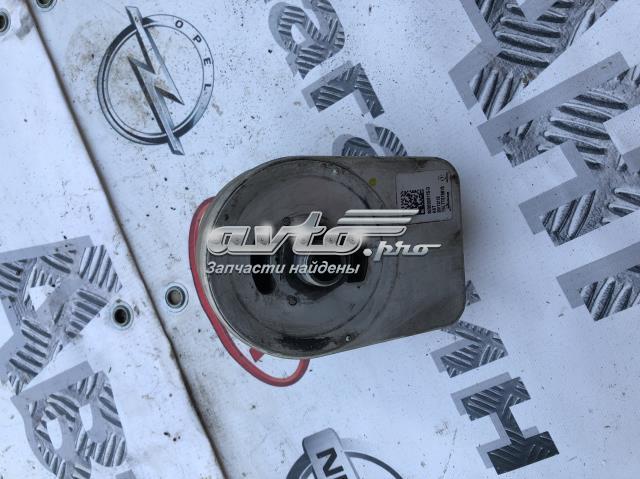 8200923115 Renault (RVI) радиатор масляный (холодильник, под фильтром)