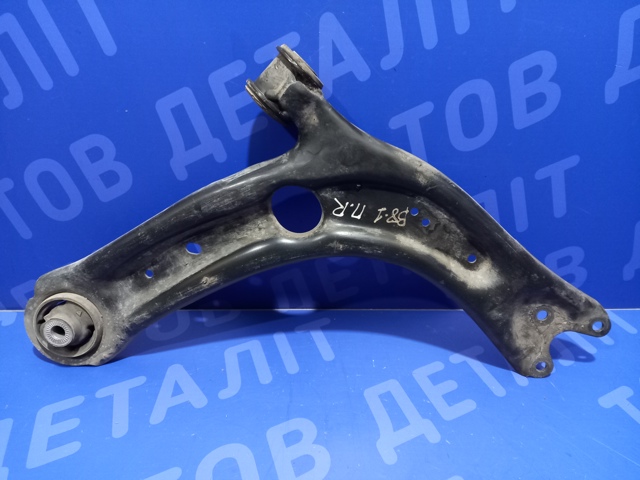 3Q0407152E VAG Рычаг передней подвески нижний правый