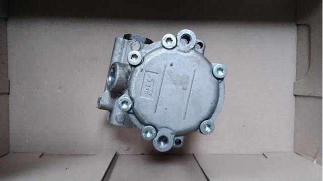 491109044R Renault (RVI) насос гур