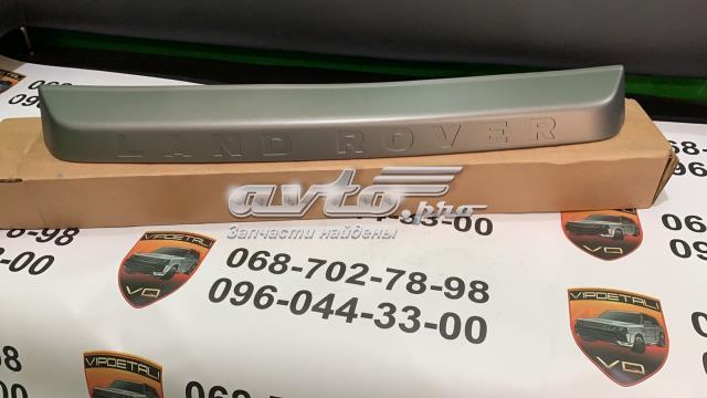 LR006083 Land Rover накладка крышки багажника