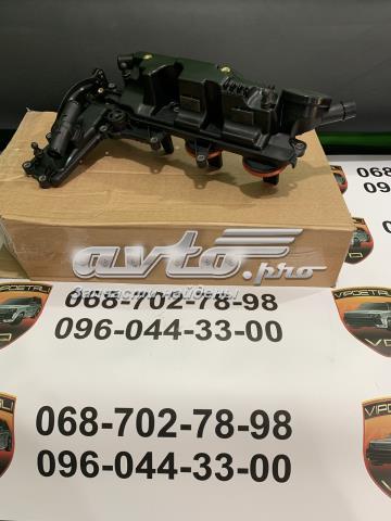 LR022304 Land Rover клапанная крышка