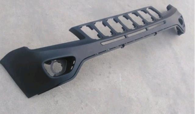 68109861AC China бампер передний