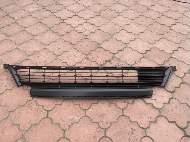 Решетка бампера переднего нижняя для Toyota RAV4 IV внедорожник (2012 ...