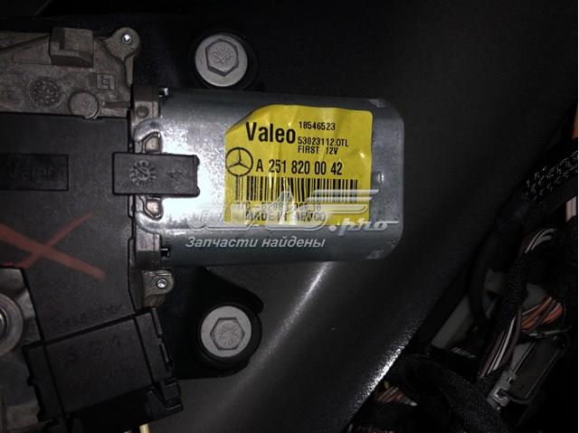 Мотор стеклоочистителя заднего стекла на Mercedes GL-Class (X164)