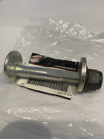 6510186AA Chrysler болт крепления заднего нижнего рычага