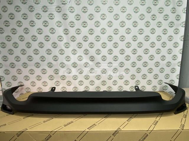 5216933030 Toyota спойлер заднего бампера
