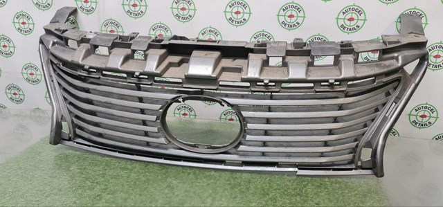 5311133440 Toyota решетка радиатора
