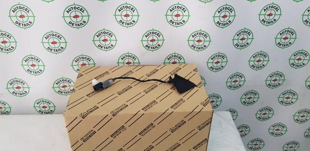 8646133030 Toyota датчик