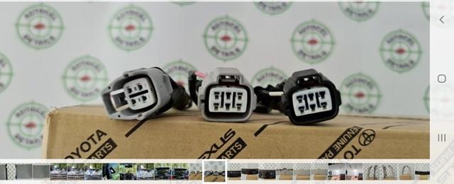 9098010942 Toyota патрон лампочки фонаря