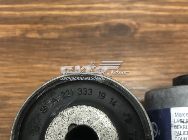A2213331914 Mercedes сайлентблок переднего нижнего рычага