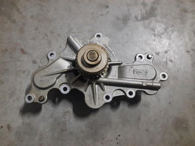 DG1Z8501A Ford помпа водяная