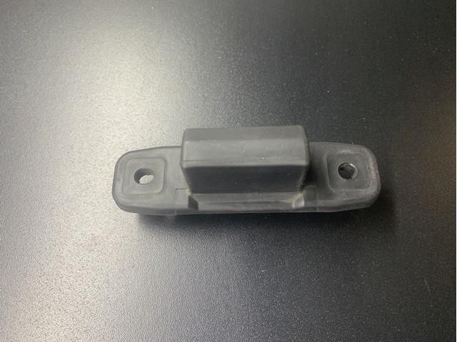 KD53624B0A Mazda кнопка багажника