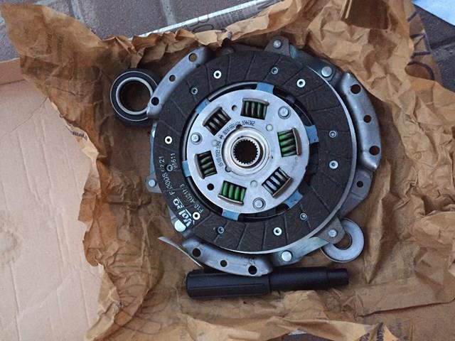 302050453R Renault (RVI) комплект сцепления (3 части)