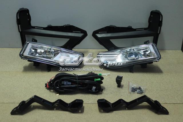 622576FL0B Nissan решетка бампера переднего левая