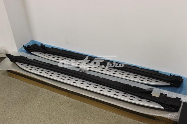 A2536900255 Mercedes боковая подножка справа (порог x253 glc)