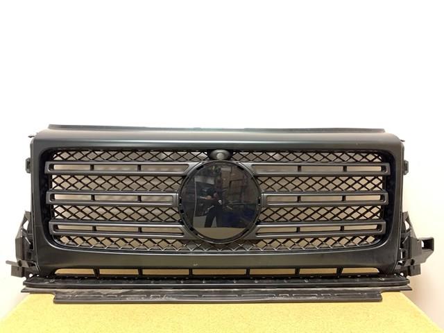 A4638880300 Mercedes рамка решетки радиатора g500