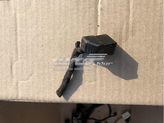 8E0972112 VAG сравнить цены на Автопро