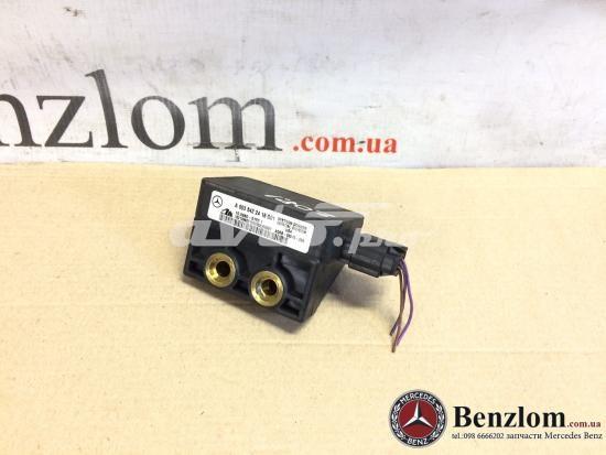 A0025427618 Mercedes автозапчастина