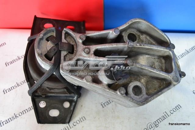 112100003R Renault (RVI) подушка (опора двигателя правая нижняя)