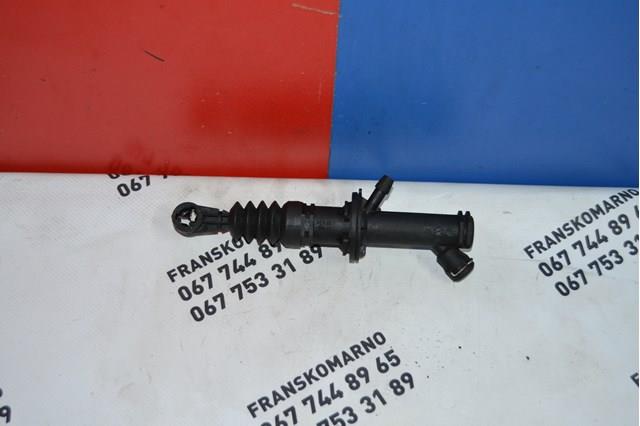 8200436137 Renault (RVI) цилиндр сцепления главный