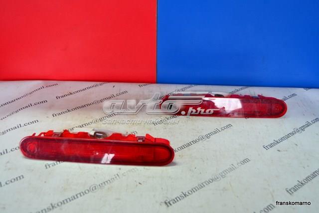 8200439498 Renault (RVI) фонарь задний центральный