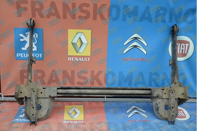 8200609663 Renault (RVI) балка задней подвески (подрамник)
