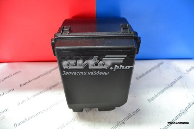 9643581380 Peugeot/Citroen корпус предохранителей partner 02-08