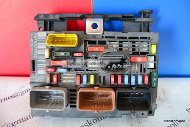 9675877980 Peugeot/Citroen Блок предохранителей