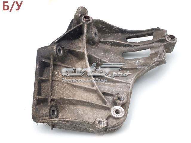 64557585167 BMW кронштейн компрессора кондиционера