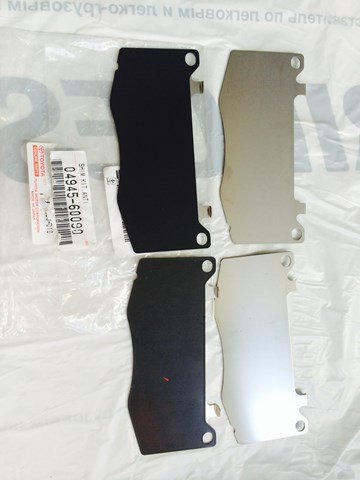 0494560090 Toyota комплект пружинок крепления дисковых колодок передних