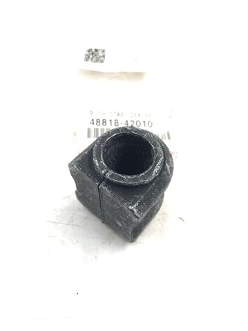 R84881842020 R8 втулка заднего стабилизатора