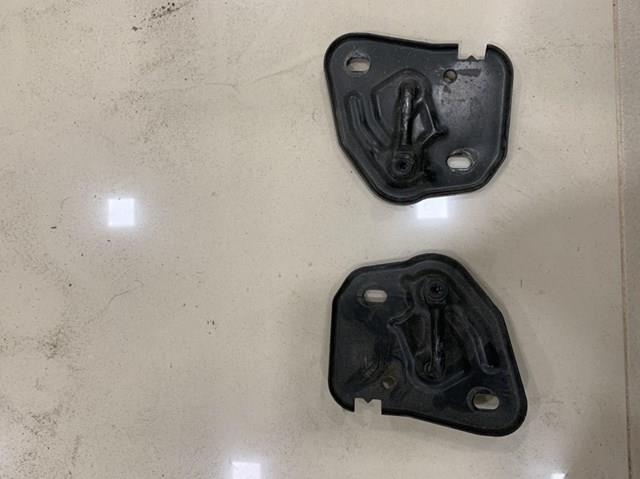 4G0823186 VAG замок капота