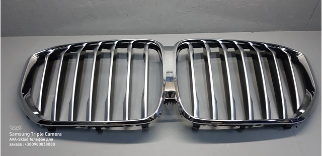 51137454887 BMW решетка радиатора