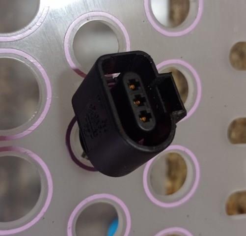 1J0973703 VAG штекер